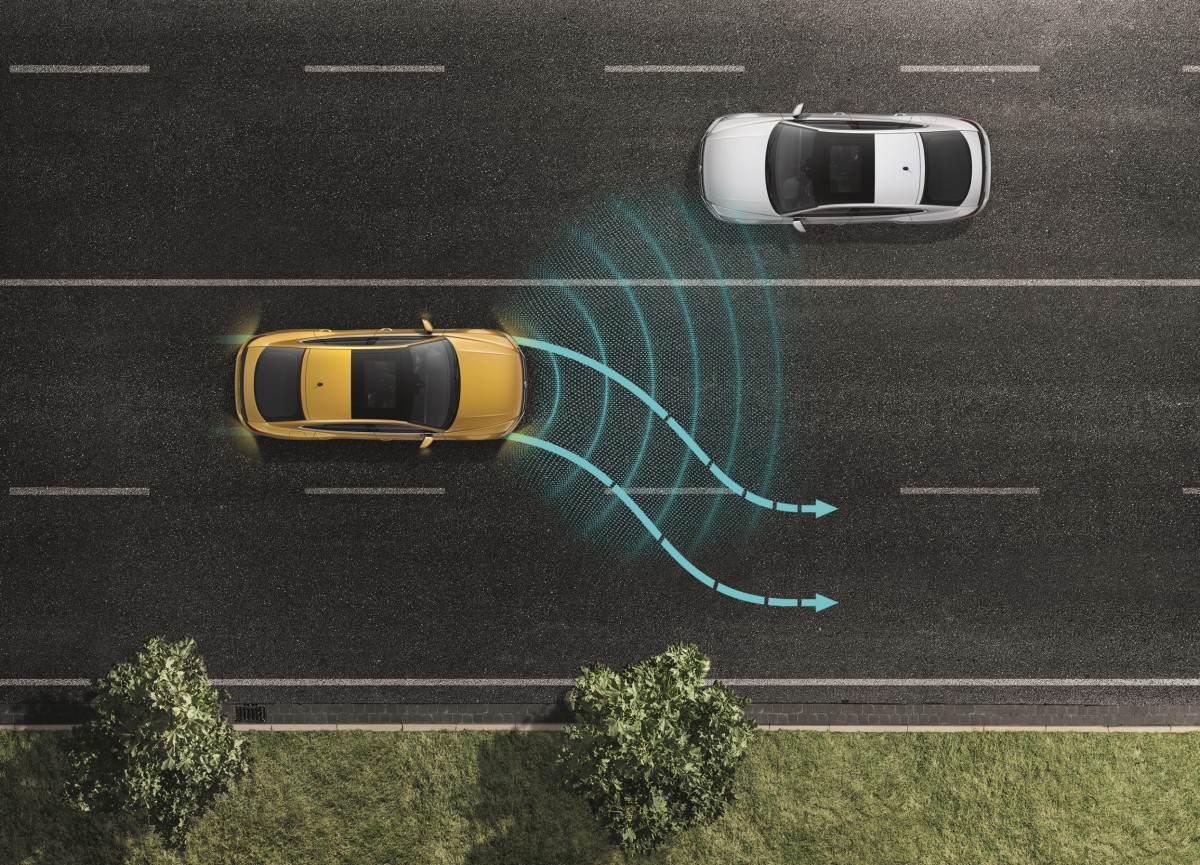 Emergency Assist – Automatische Hilfe für Autofahrer im Notfall