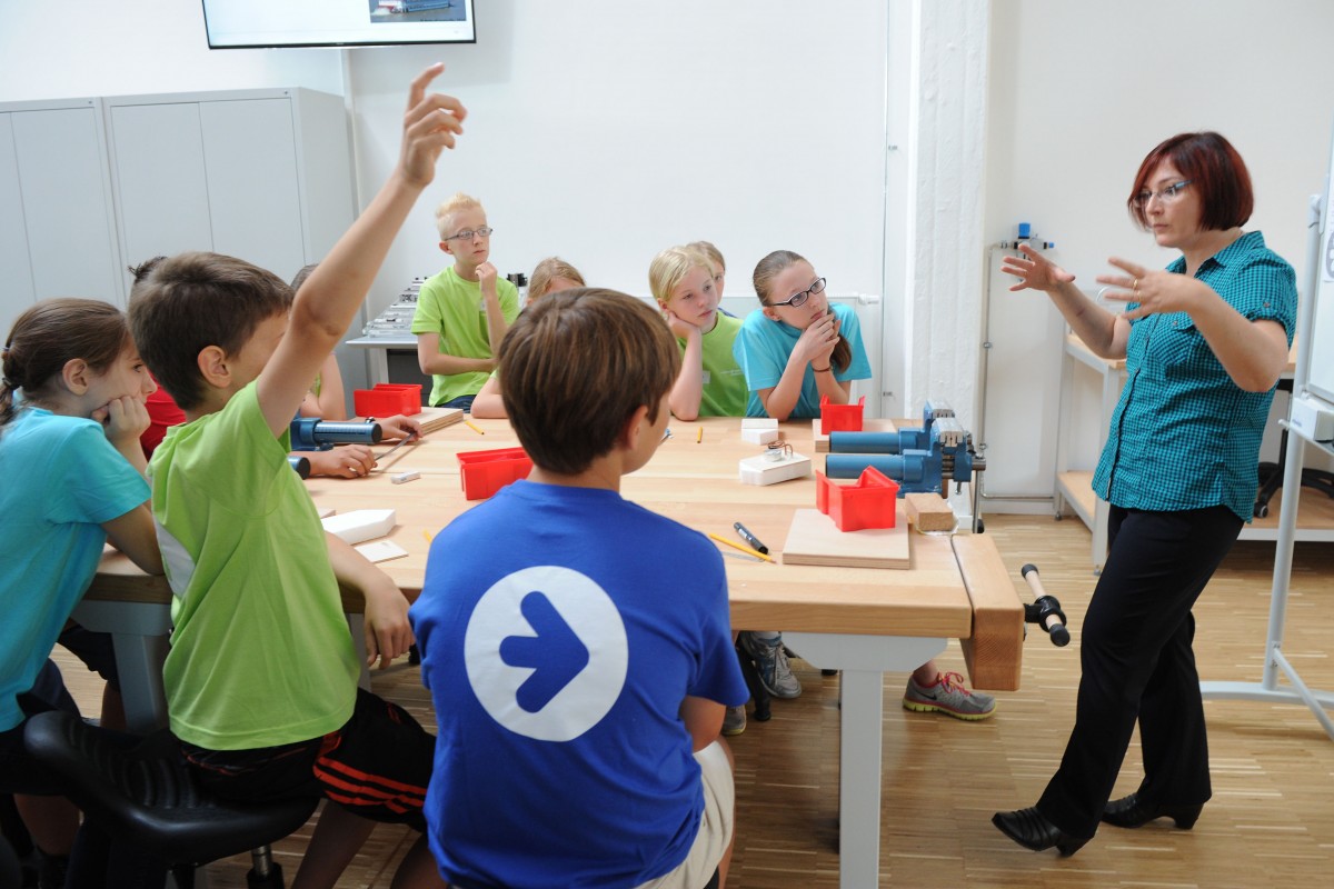 Knowledge Workshop Saarbrücken: experience technology - grasp technology